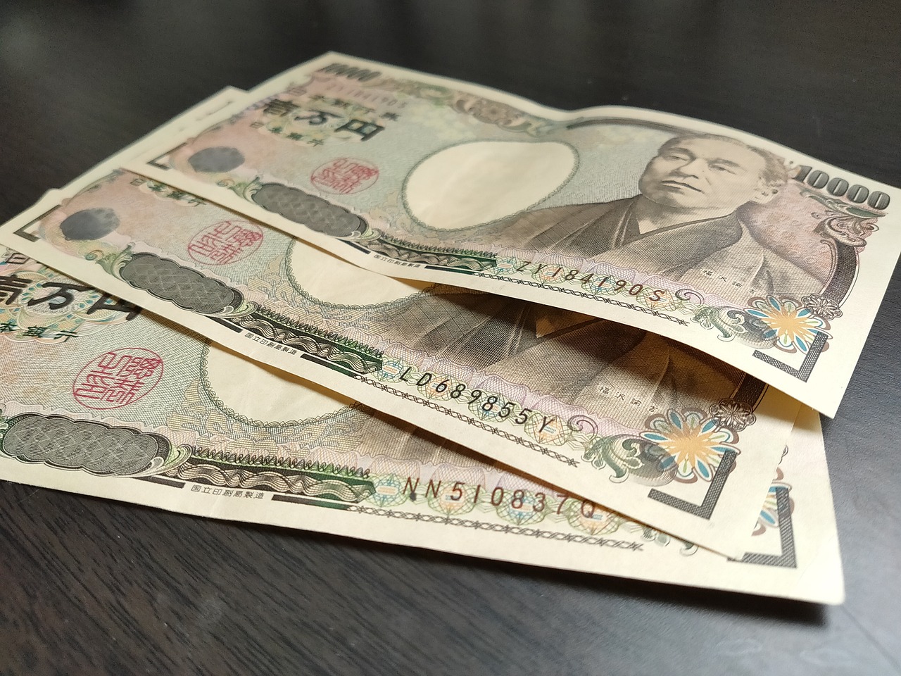 Exploring Japan with Japanese JPY Yen - CashChanger Stories